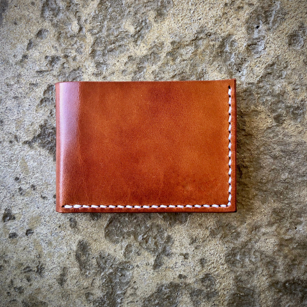 The Robinson | Classic Leather Bifold with a Slim Design – Driftwood ...